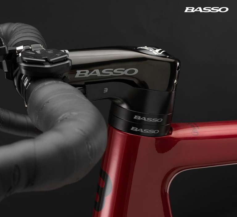 Basso Volta Gravel: bici elettrica gravel con telaio in carbonio