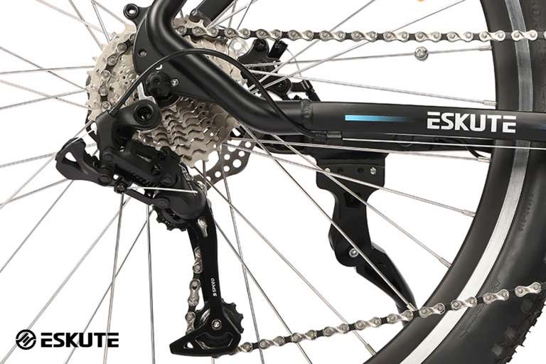 Eskute Netuno Pro 2023: eMTB economica con Bafang M410