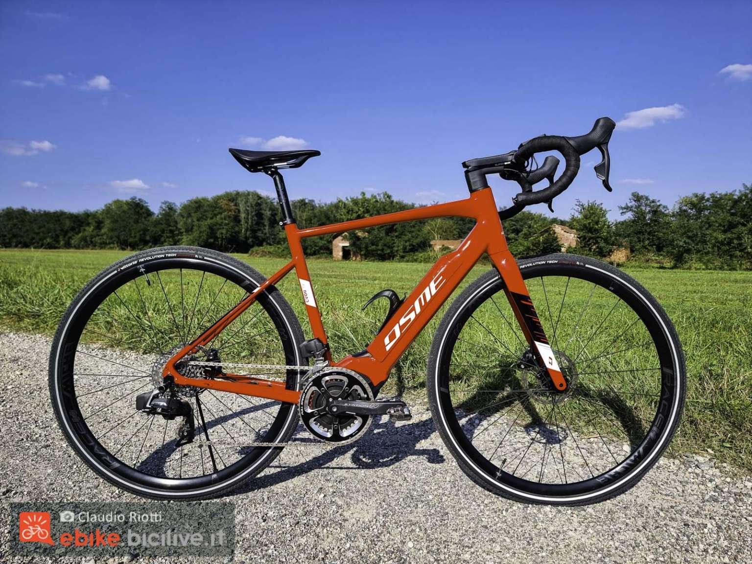 Test OSME AL ROAD: ebike da strada con motore Polini E-P3+
